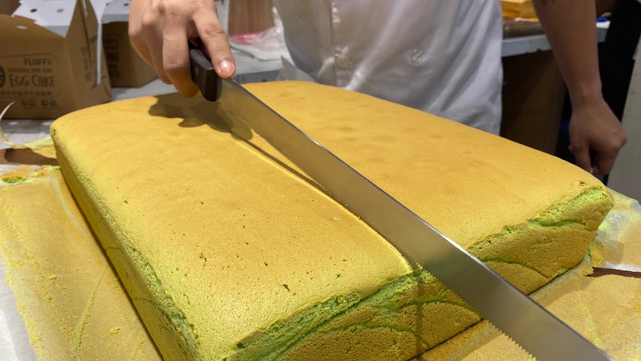 Huge Jiggly Cakes Cutting | How Huge Jiggly Cakes Are Made | Castella ...