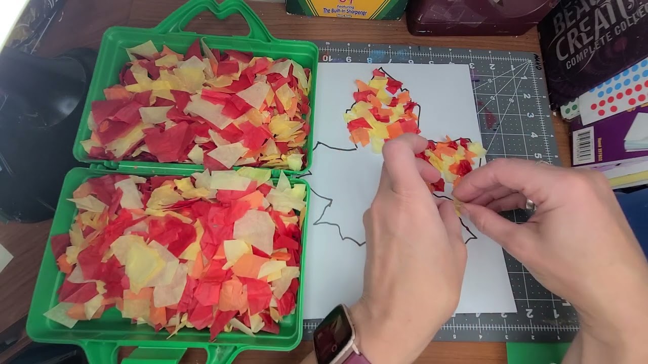 Tissue Paper Leaves Craft Easy Mosaic Leaf Fall Craft For Kids | Craft