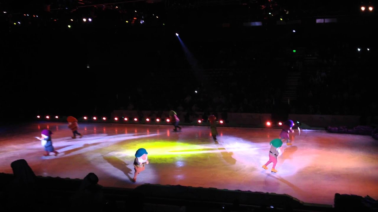 Disney on ice (snow white) - YouTube