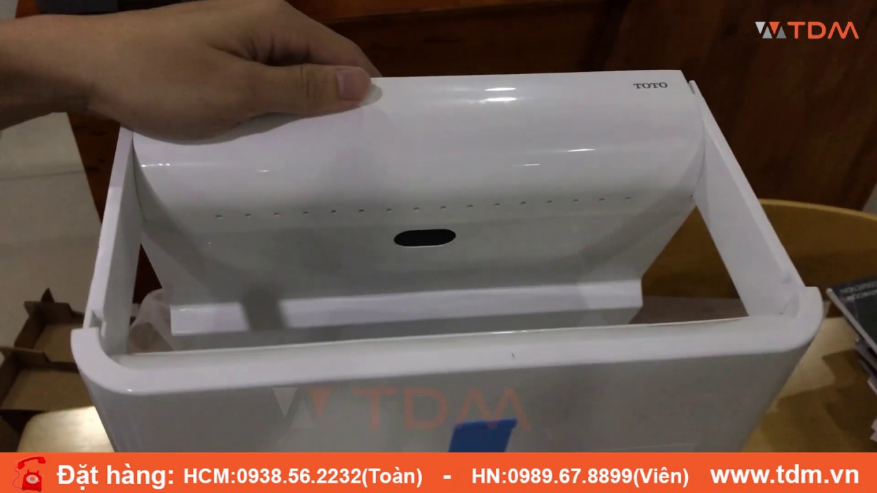 Đập hộp máy sấy khô tay TOTO TYC423WC cho công trình dùng điện - YouTube