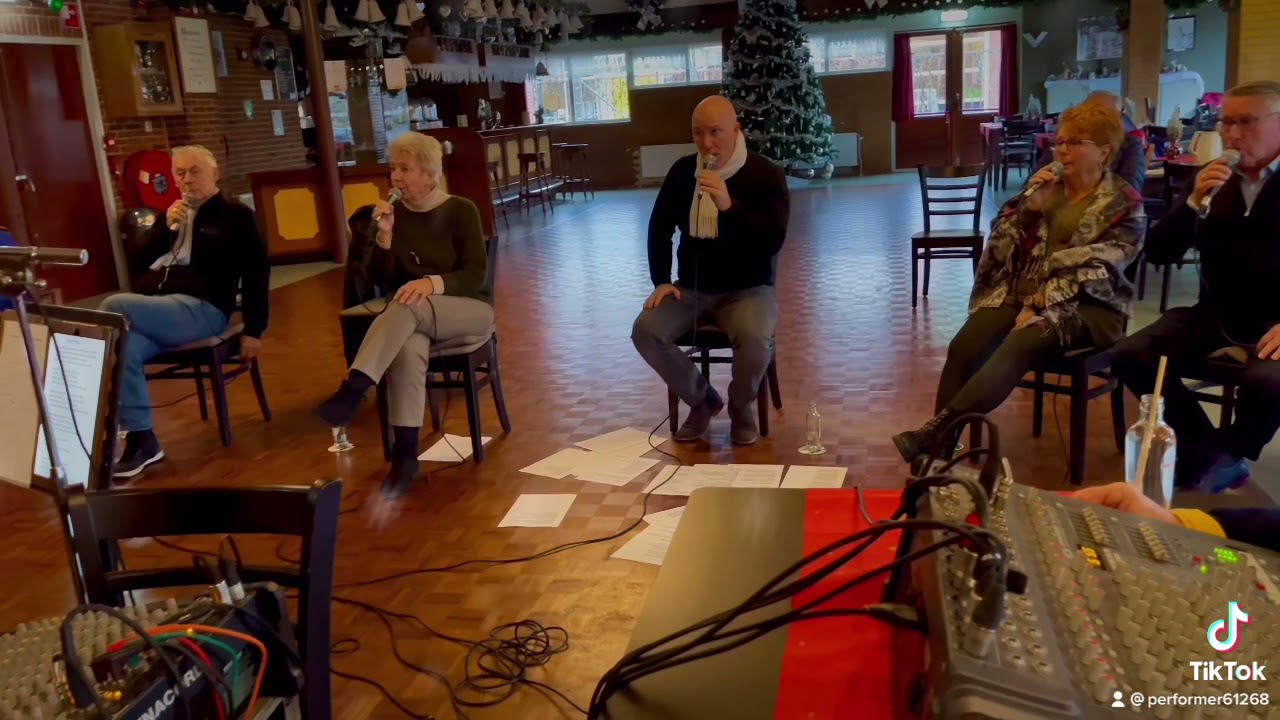 Mark Enthoven André Vrolijk Jordaans Fabricaat Kerstconcert 12 dec ...