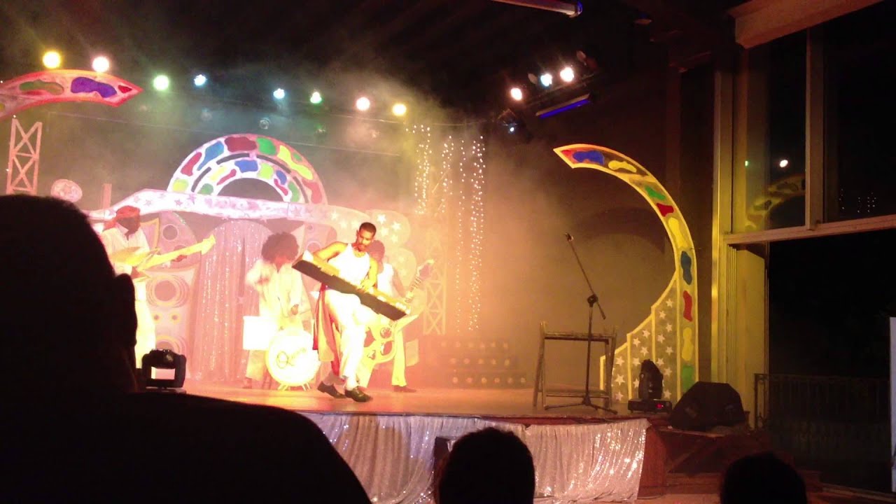 Bohemian Rhapsody Blau Varadero Entertainment Group - YouTube