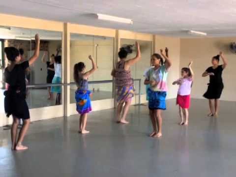Ahe Tamure Dance Practice - YouTube