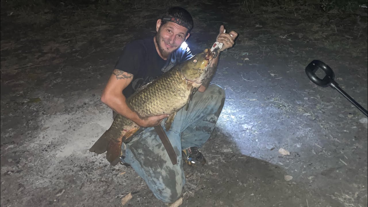 Massive 20 lbs 35 inch grass carp! - YouTube