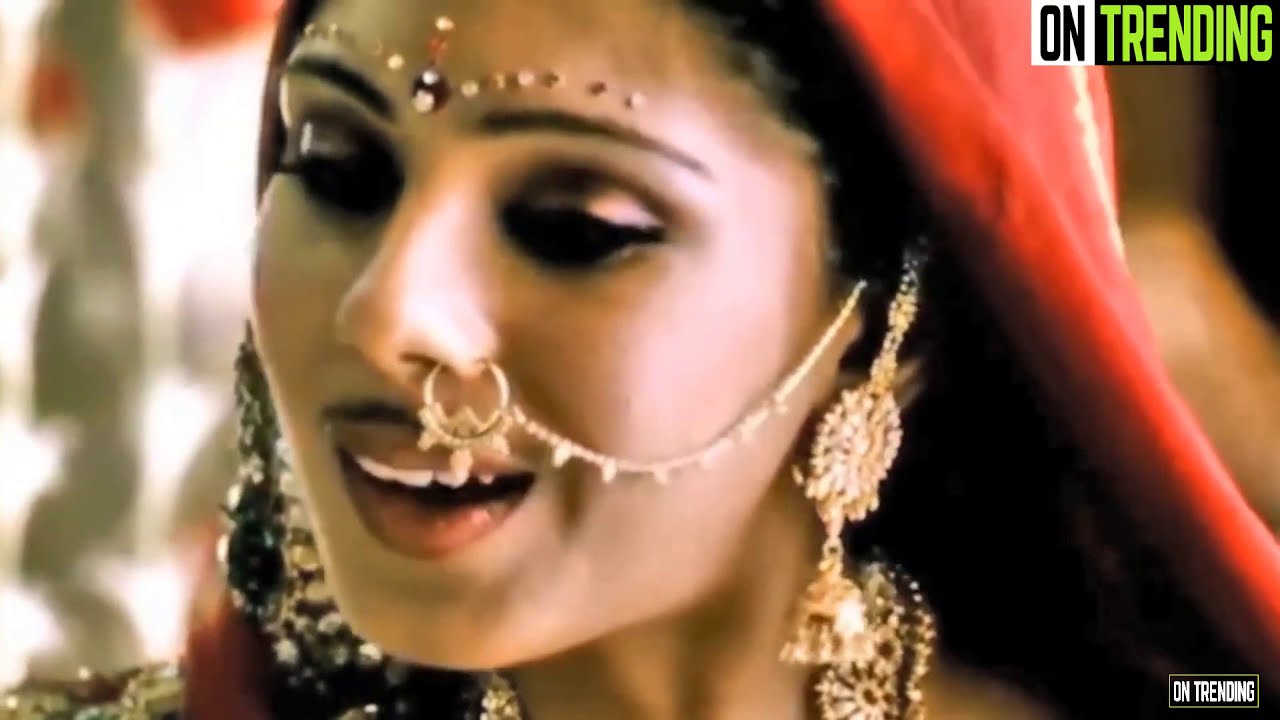 Hot and Funny Indian Commercials Of All Time - YouTube