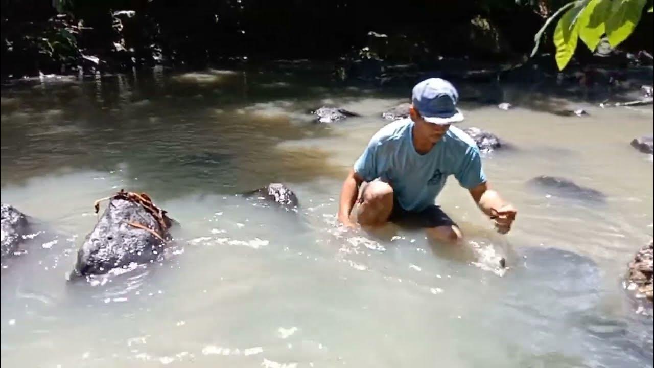 V#002 Pangangapa ng Tabagwang sa Ilog - YouTube