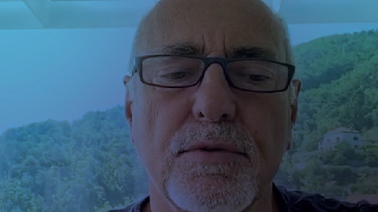 Intervista a Enzo Ghigo, presidente Museo del Cinema - YouTube