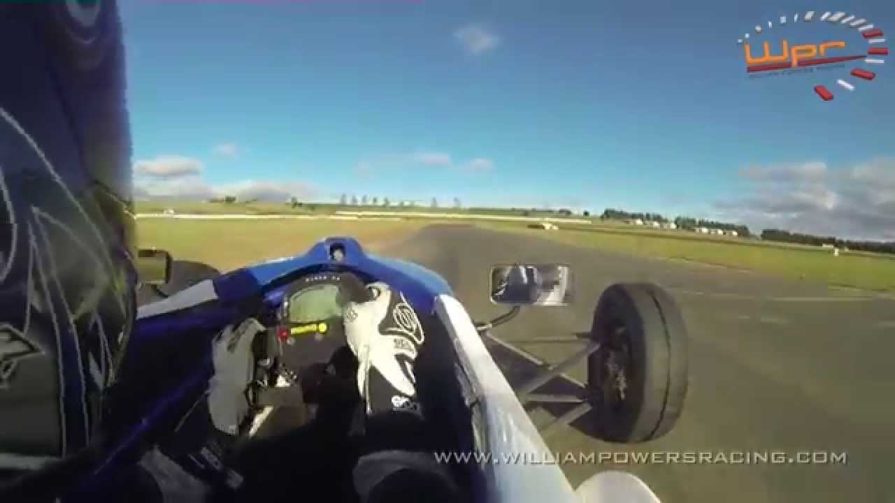 Formula Ford Crash Wakefield Park - YouTube
