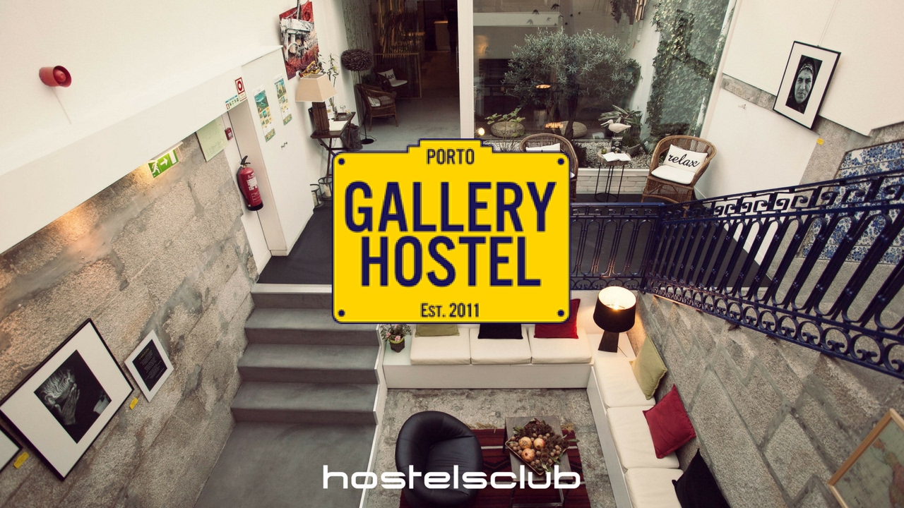 Gallery Hostel - Hostels em Porto - YouTube