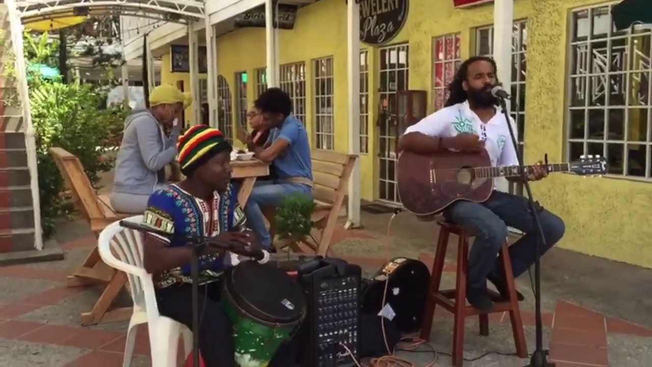 Itanami Live at The Courtyard - YouTube