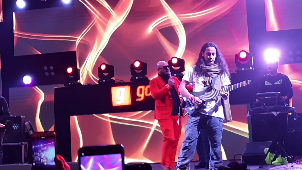 B PARAG LIVE CONSART IN INDORE Mujhe chod kar jo tum jaoge 2019 - YouTube