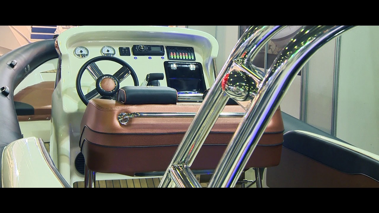 Zeus - BoatShow 2019 - YouTube