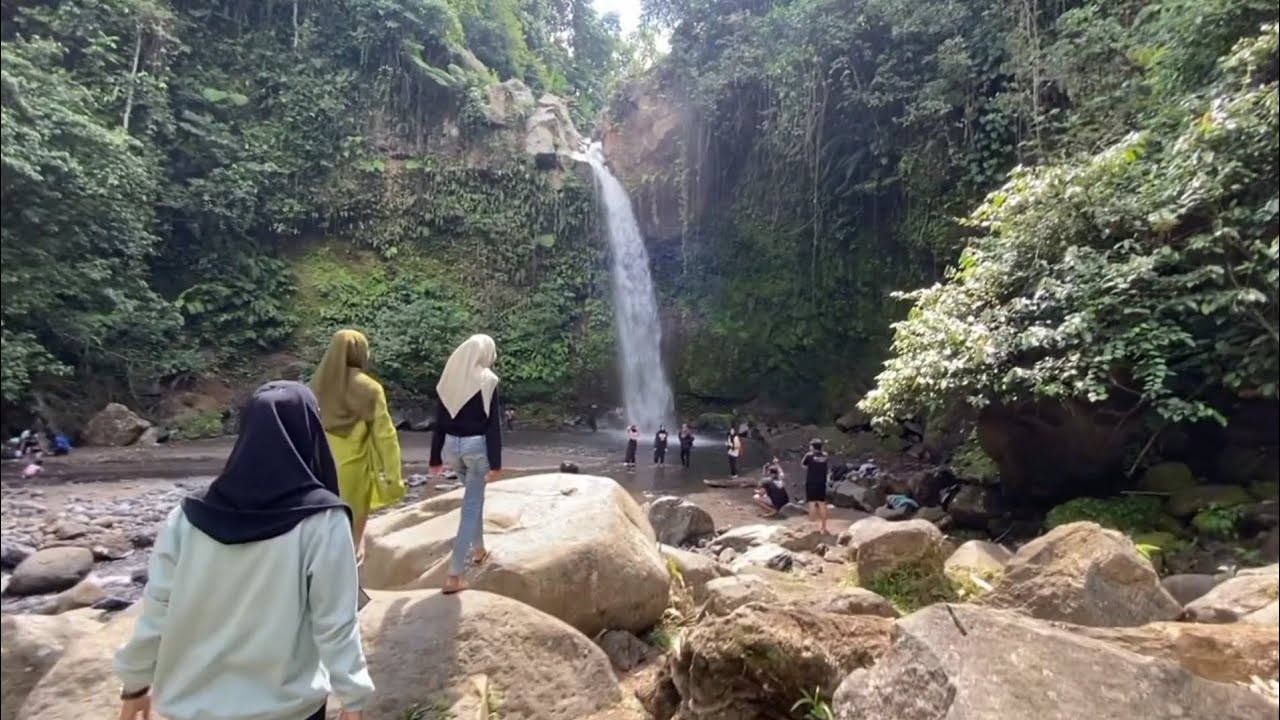 Keindahan Alam Taman Hutan Raya Nuraksa Lombok Barat - YouTube