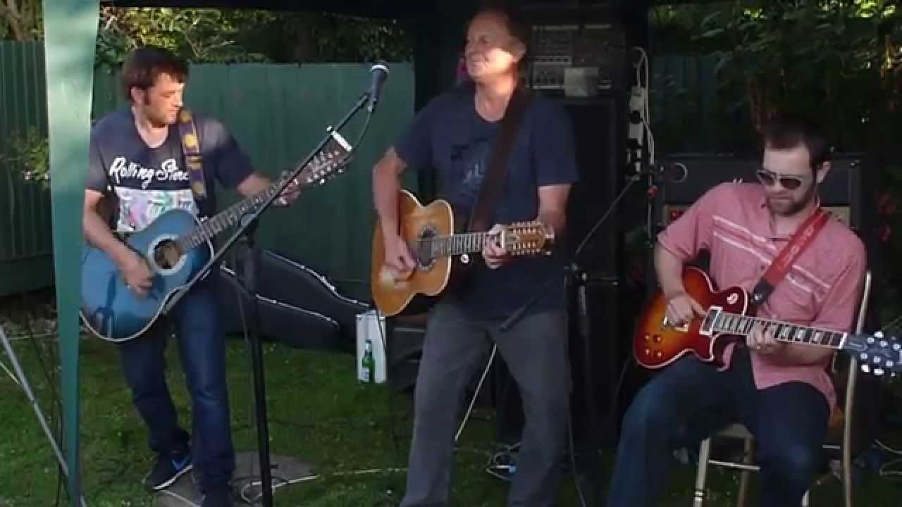 Sweet Home Chicago - Willie Austen, Paul Stenton & Jim Austen - YouTube