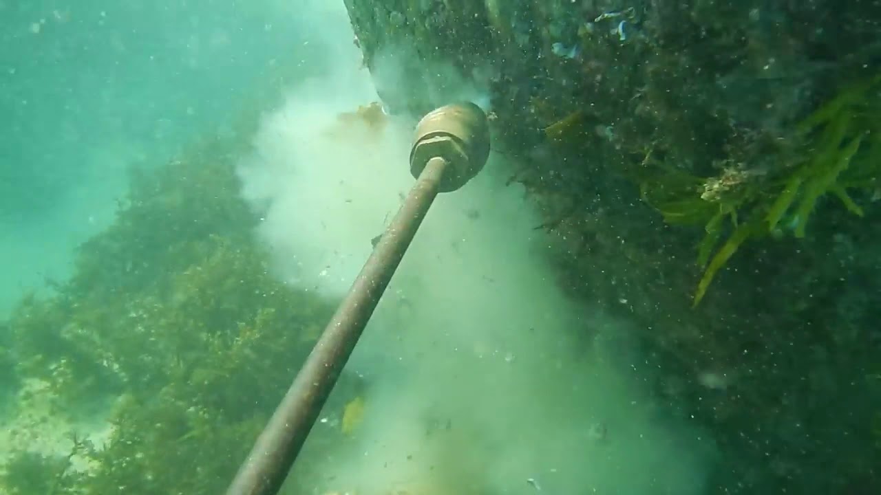 WOW...Cleaning high pressure water blasting in underwater. - YouTube