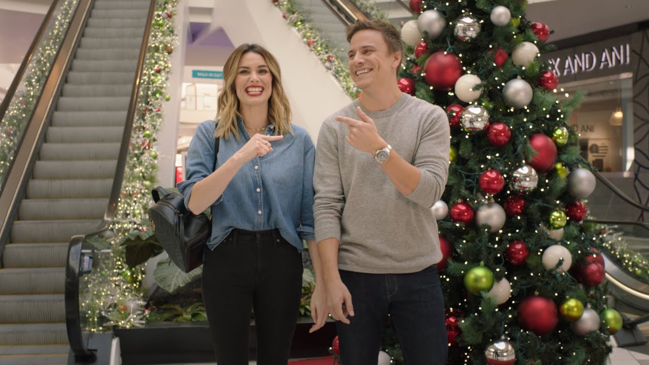 Holiday Shopping with IRL Couple Arielle Vandenberg & Matt Cutshall ...