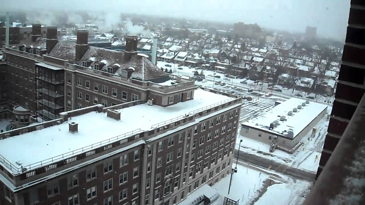 NIEVE EN MICHIGAN... - YouTube