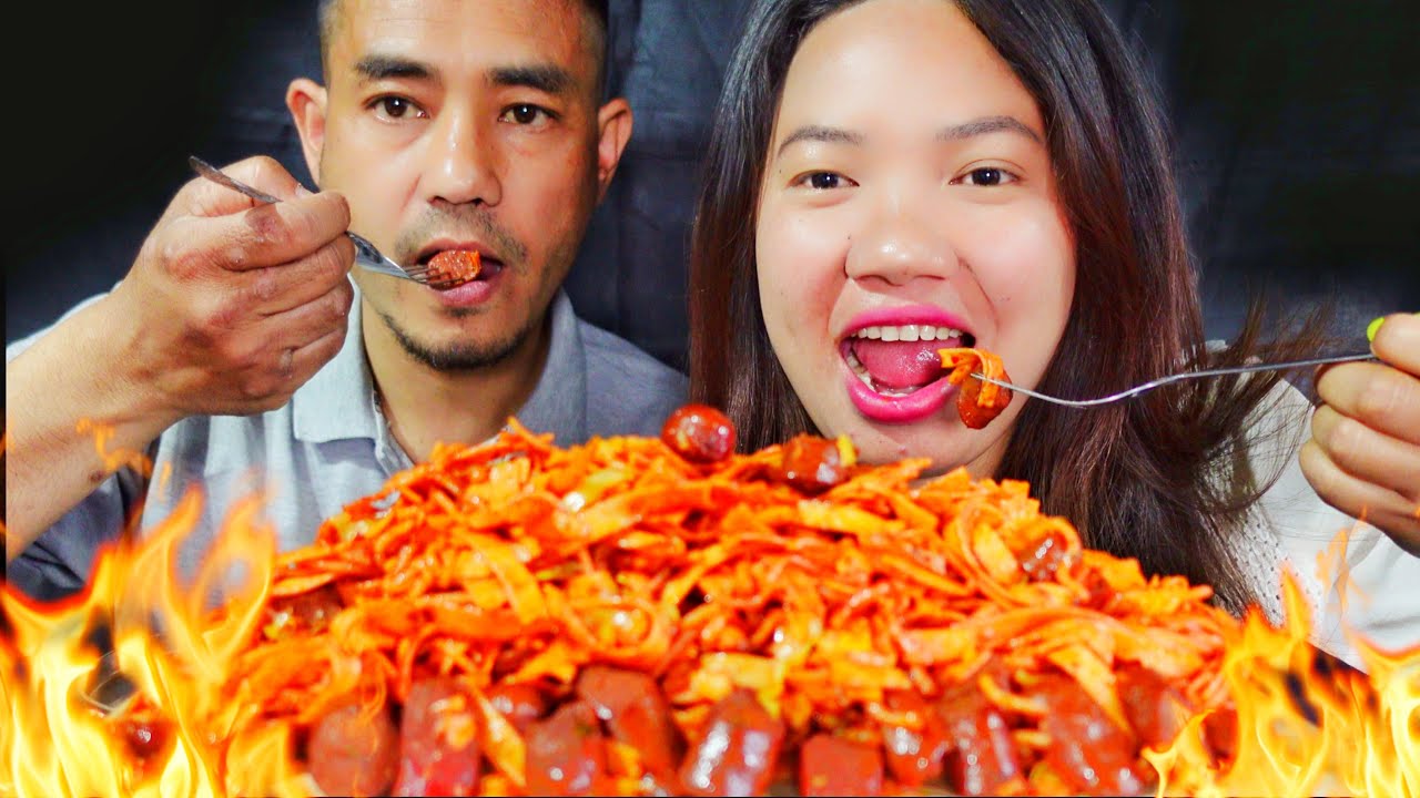 Buff Sausage + Chowmein || - YouTube