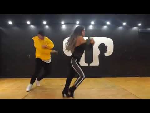 SIN PIJAMA - Becky G - Natti Natasha - Coreografia