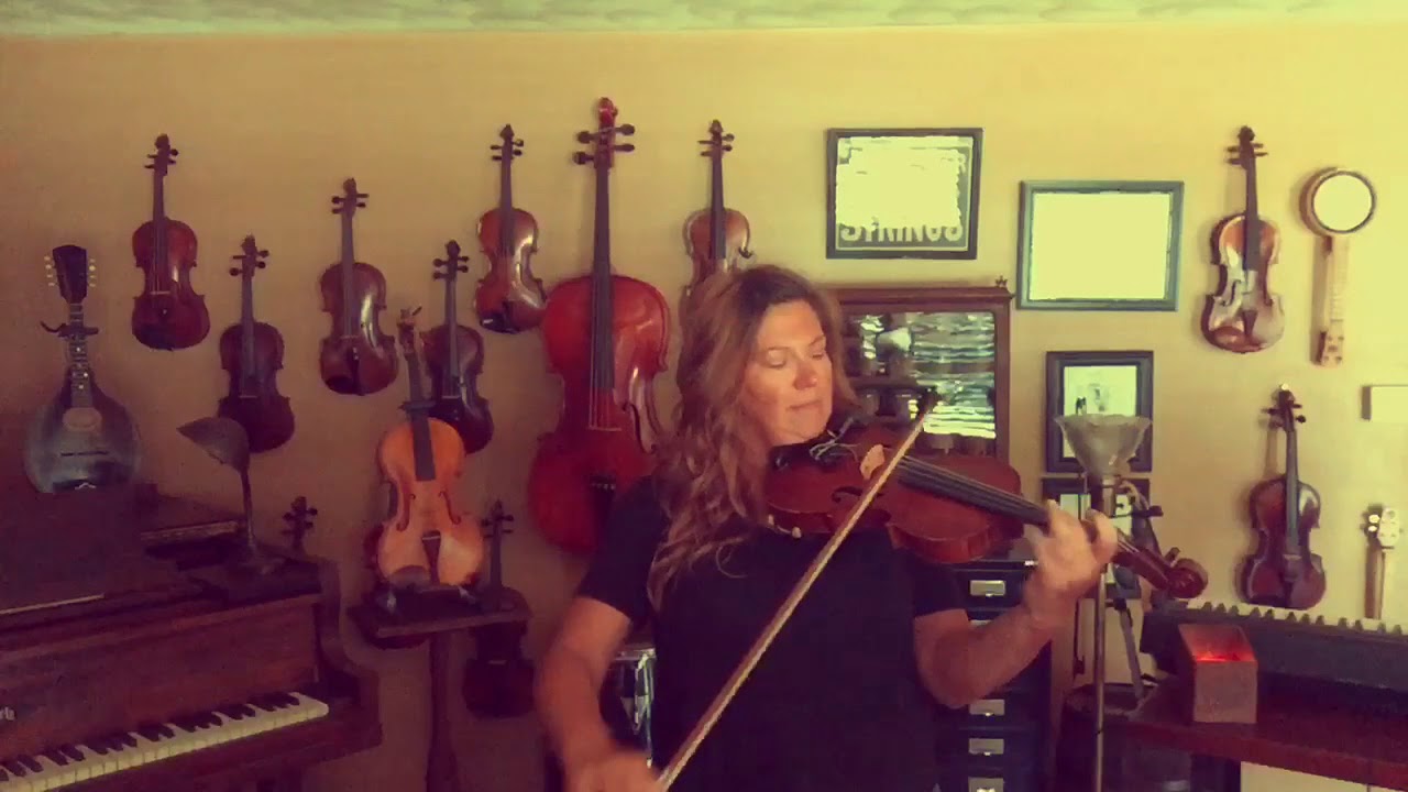 Sarah the Fiddler - Swinging with the 80’s (Graham Townsend) - YouTube