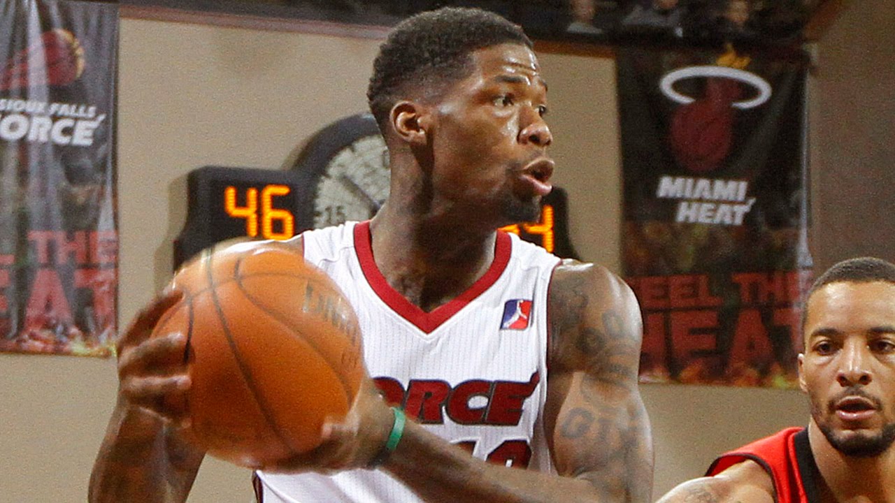DeAndre Liggins Posts Second Triple-Double in Four Games - YouTube