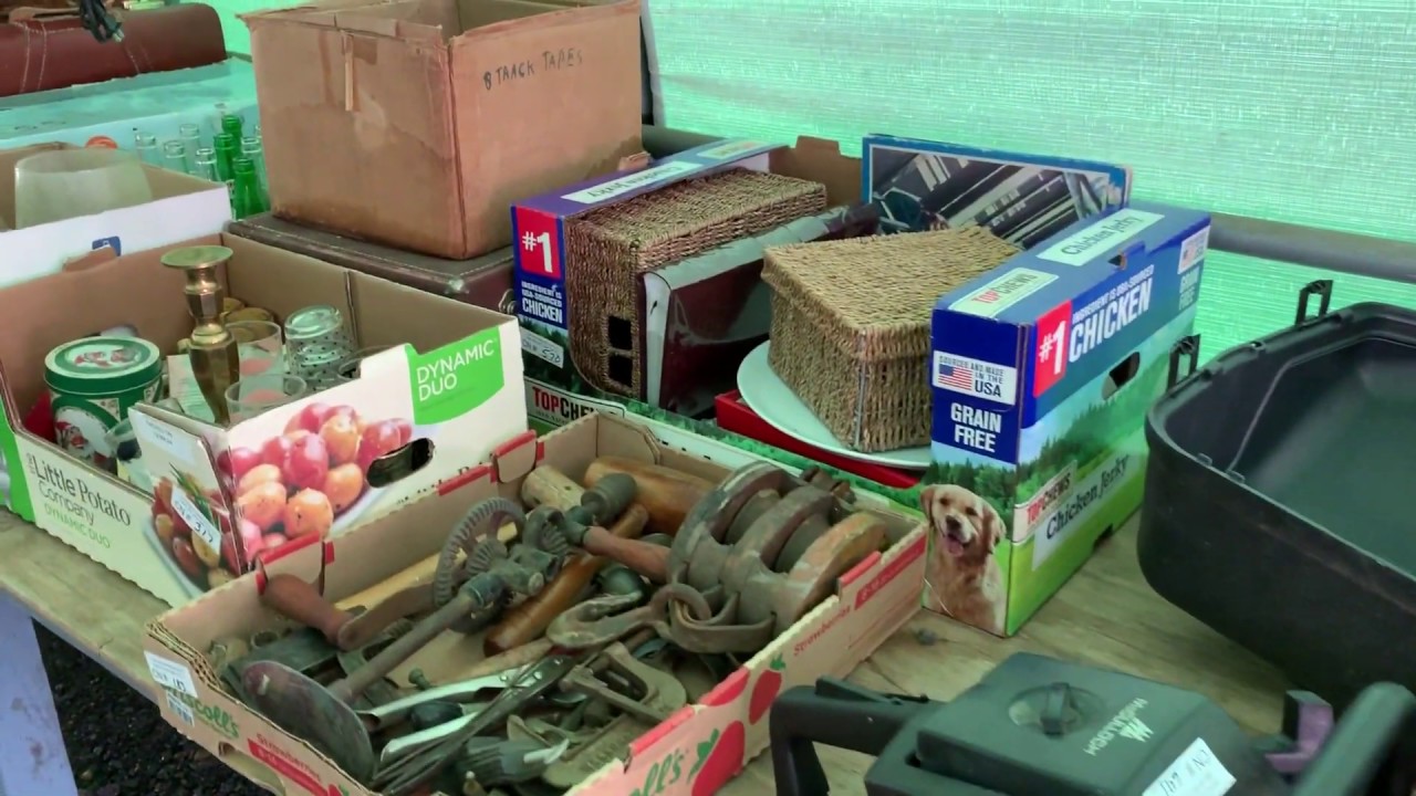 8:30 am the FIELD box lots section (kicks off outside auction) - YouTube