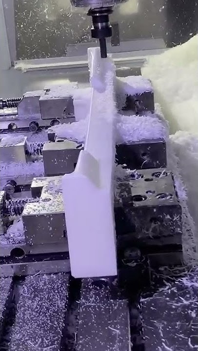 3D machining with Haas mill and Mastercam programming - YouTube