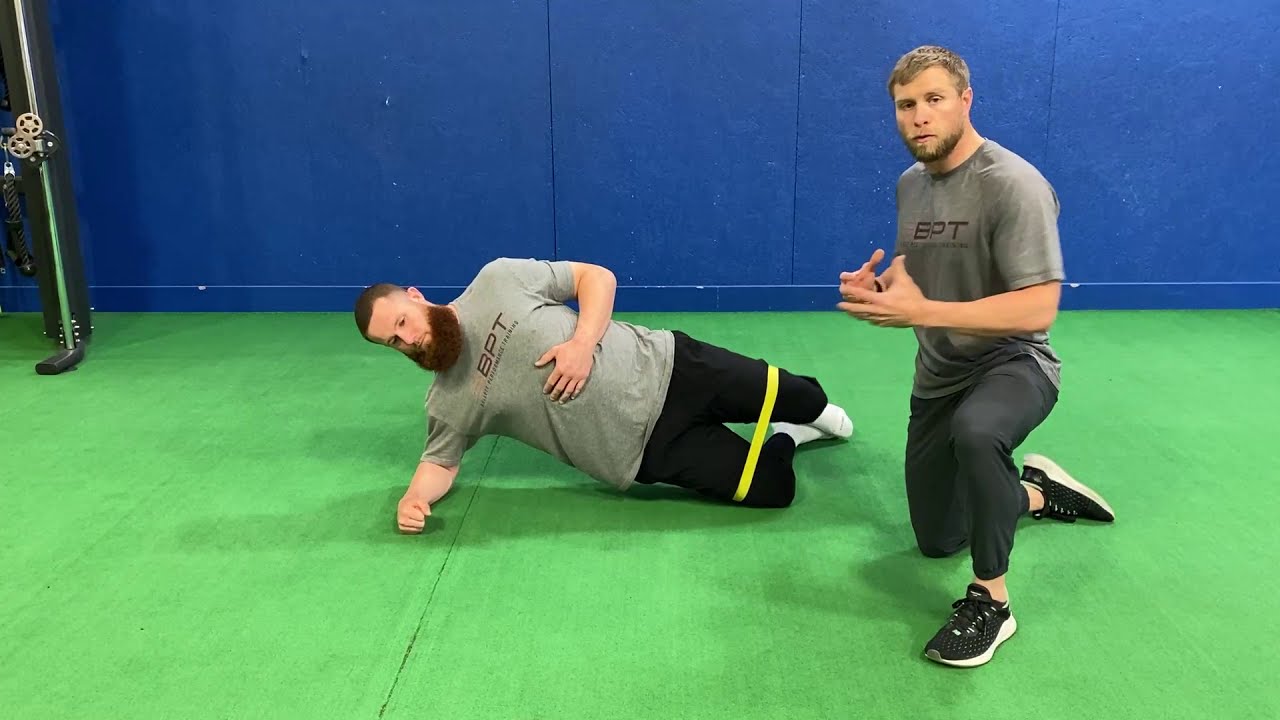 Side Plank with Band Clam - YouTube