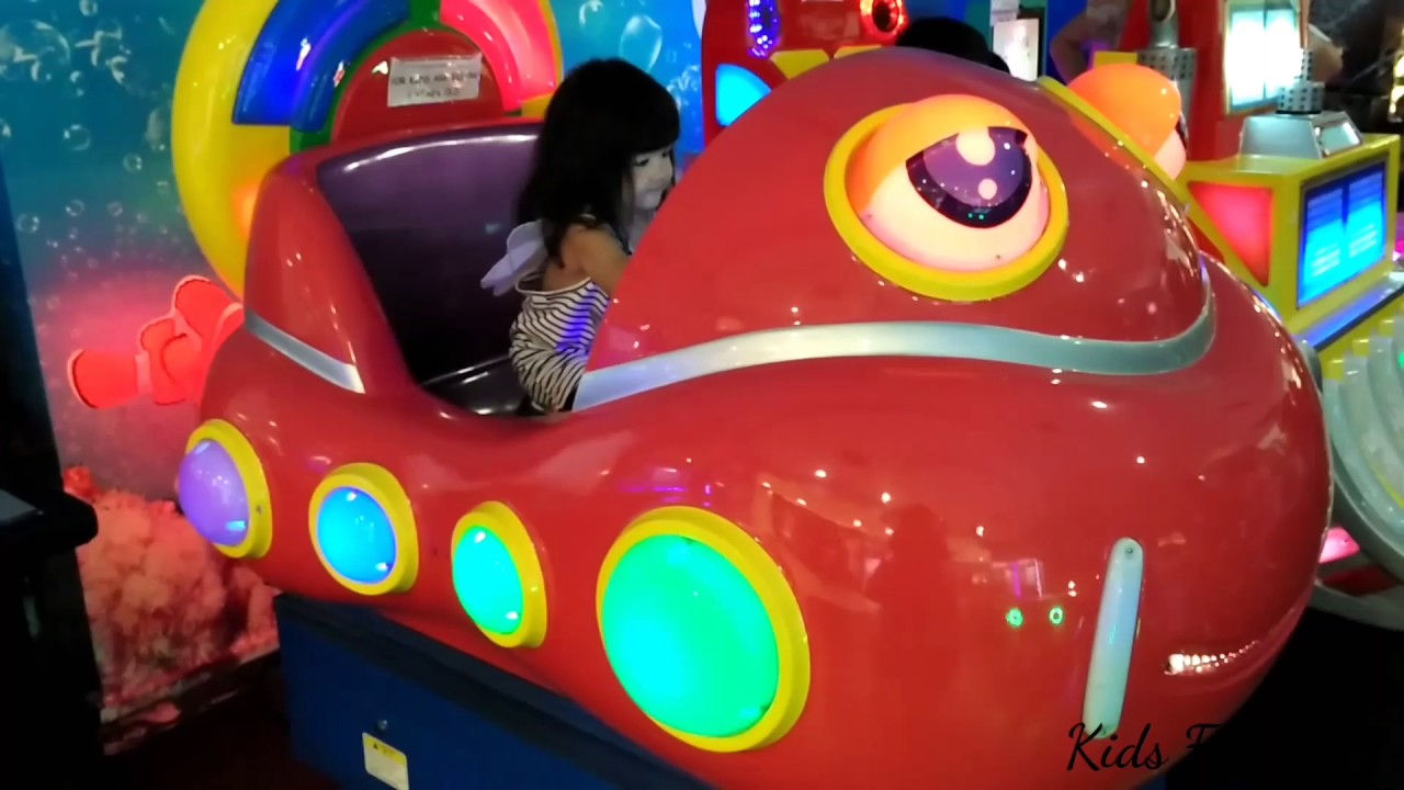 Light Up Submarine Kids Ride, Glow In The Dark Kiddy Ride - YouTube
