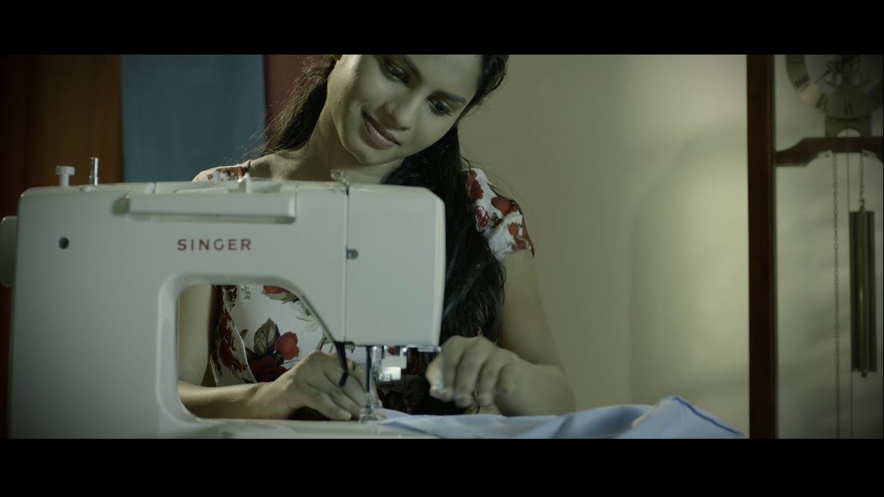 Singer Sewing Machine Commercial - YouTube