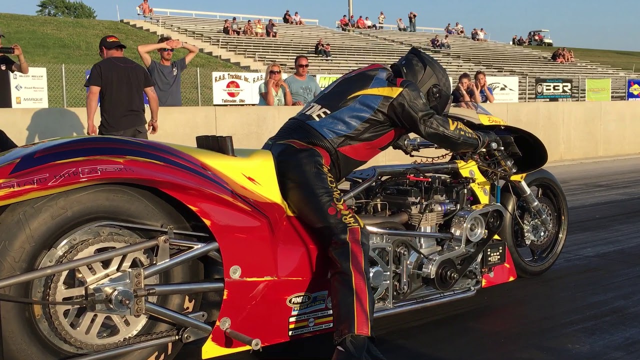 SAVE! Great Move to Avoid Accident by Top Fuel Nitro Motorcycle Drag ...