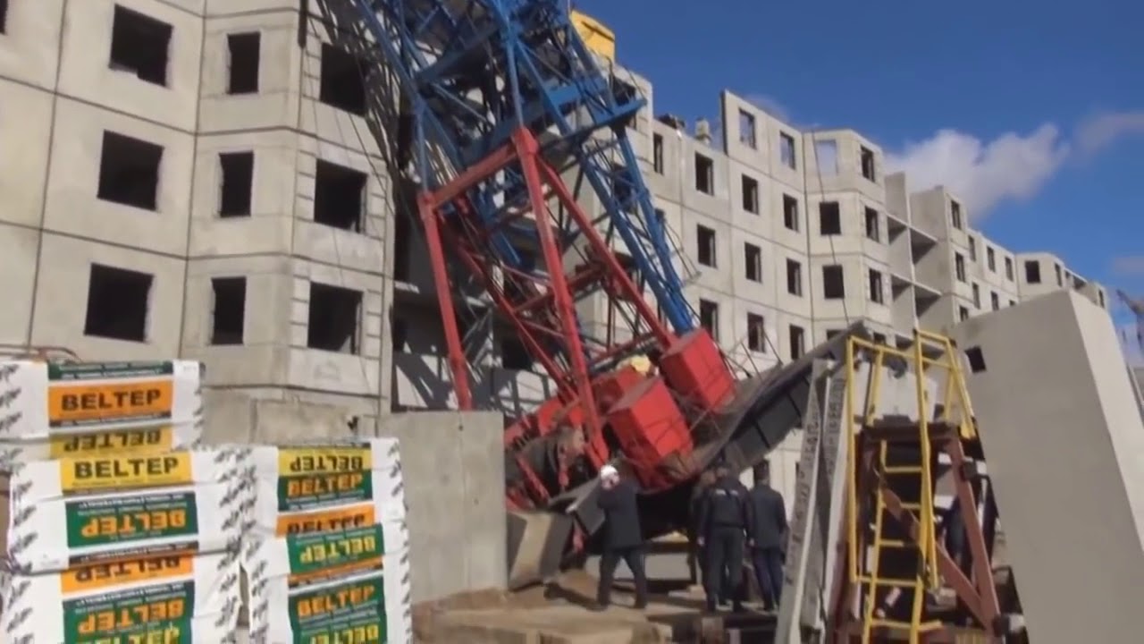 Видео падений Башенных кранов ( Video of Tower cranes falling ) - YouTube