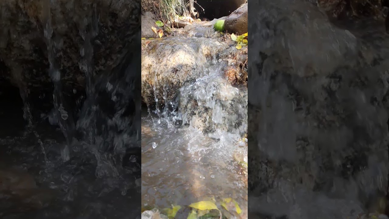 The smallest waterfall in the world - YouTube