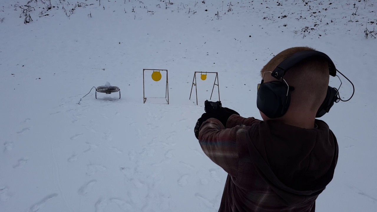 Snow shooting - YouTube