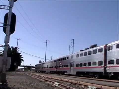 Rush Hour Series: College Park Caltrain - YouTube