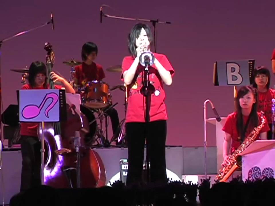 Sammy's Groove / BFJO Takasago - YouTube