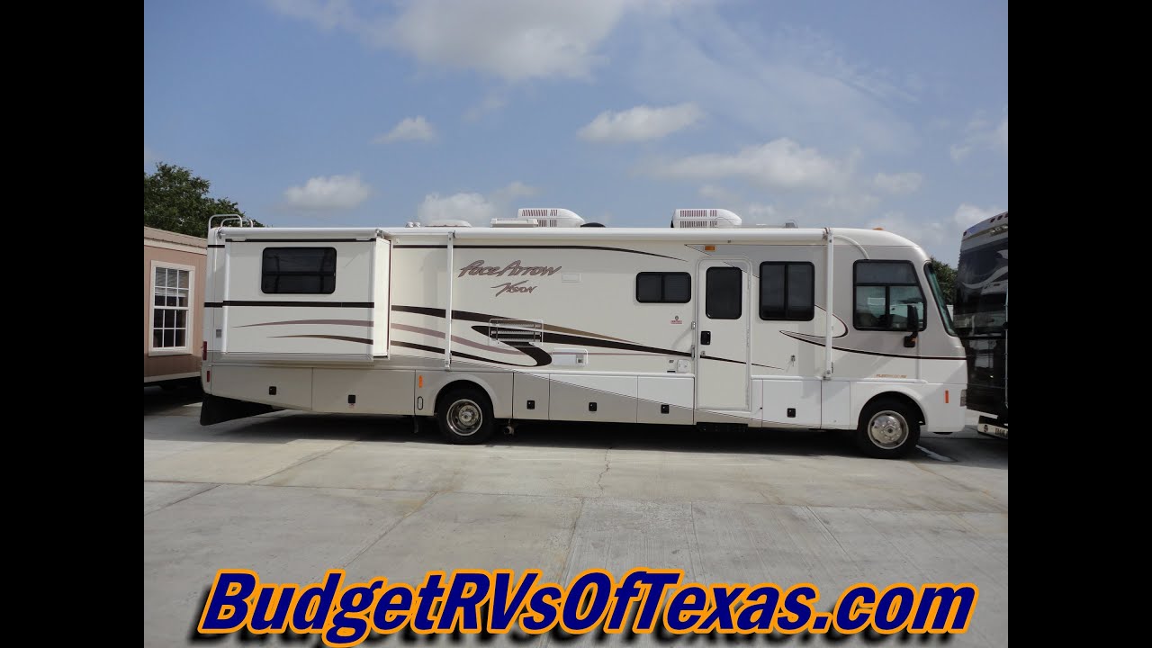 36 Foot Of Family Friendly Class A Fun! 2001 Pace Arrow Vision - YouTube