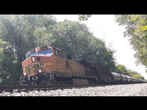 BNSF 5206 East over Chatsworth Street Bridge, Saint Paul, MN July 5, 2023 - YouTube