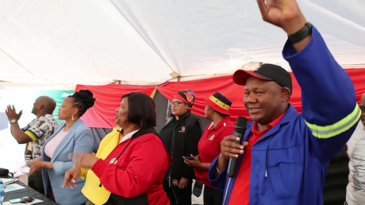 NUM Deputy General Secretary comrade Mpho Phakedi singing the Oliver ...