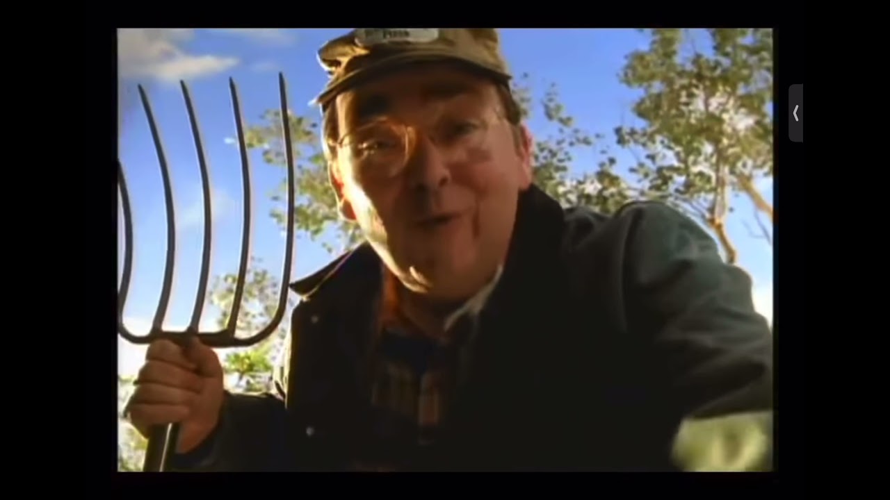 Round Table - The Adventures of Gary the Garlic (1998) - YouTube
