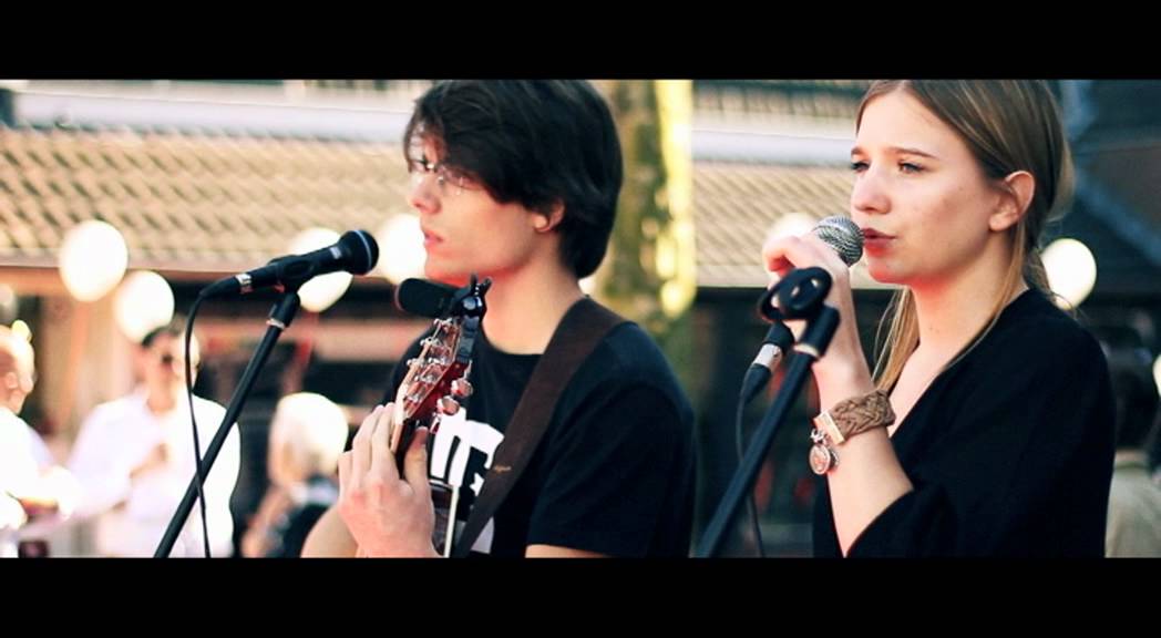 Trix & Daan - So Sorry Live - YouTube