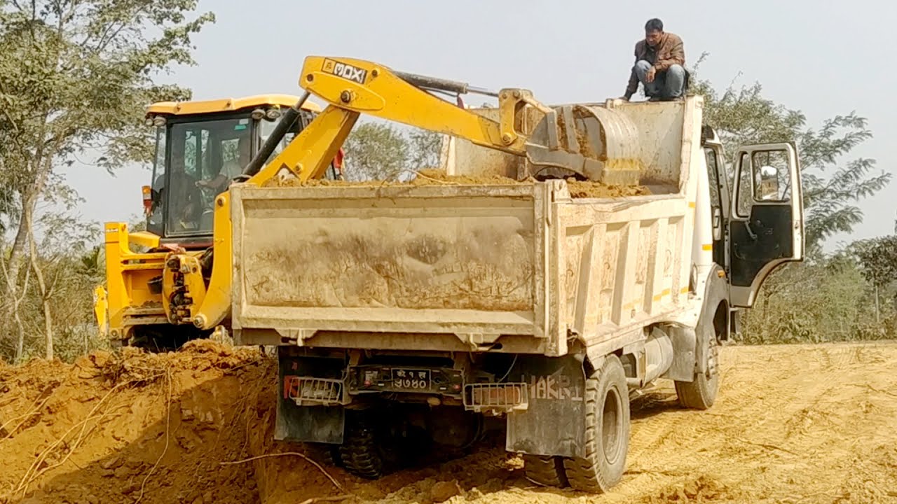 Amazing!!! JCB Loading Video-JCB 3dx Backhoe Loading Mud in Dump Truck -JCB Eco Video - Full ...