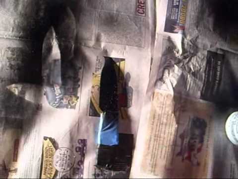 Spray painting a knife - YouTube