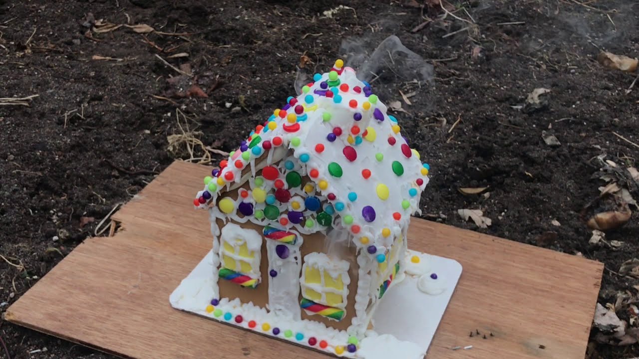Gingerbread House FIRE! - YouTube