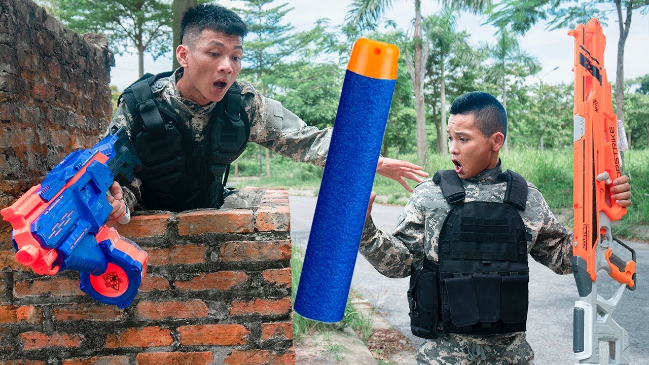 Battle Nerf War: Competition Nerf Guns Balls - YouTube