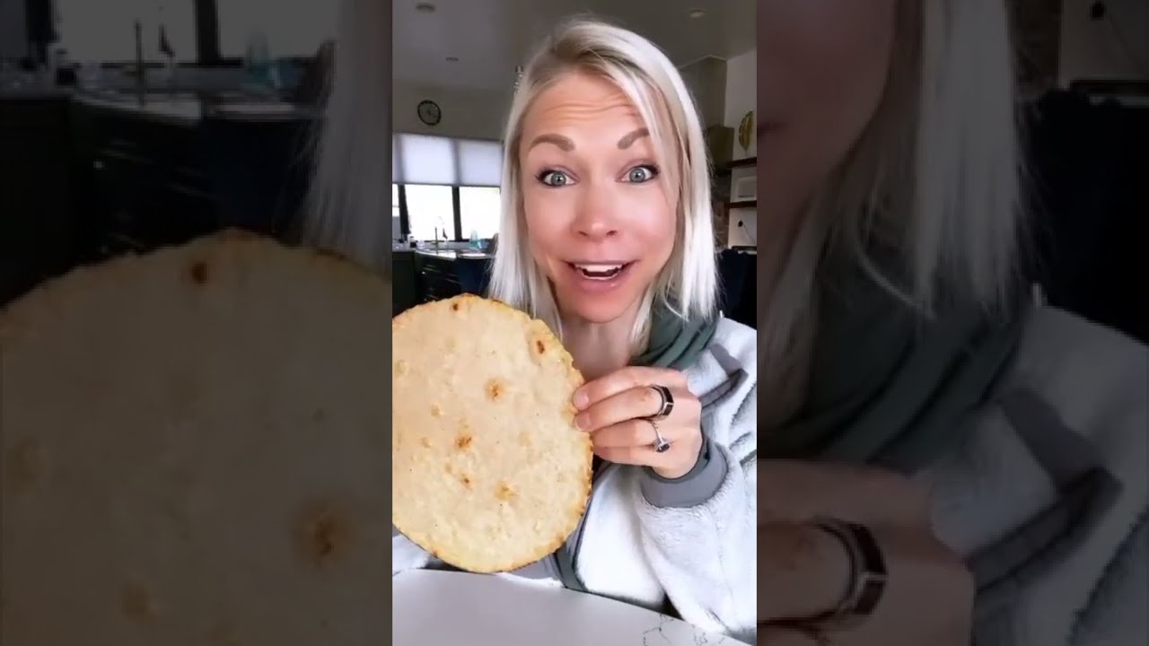 Gigi Eats the Zero Carb Pizza Crust... and LOVES IT! - YouTube