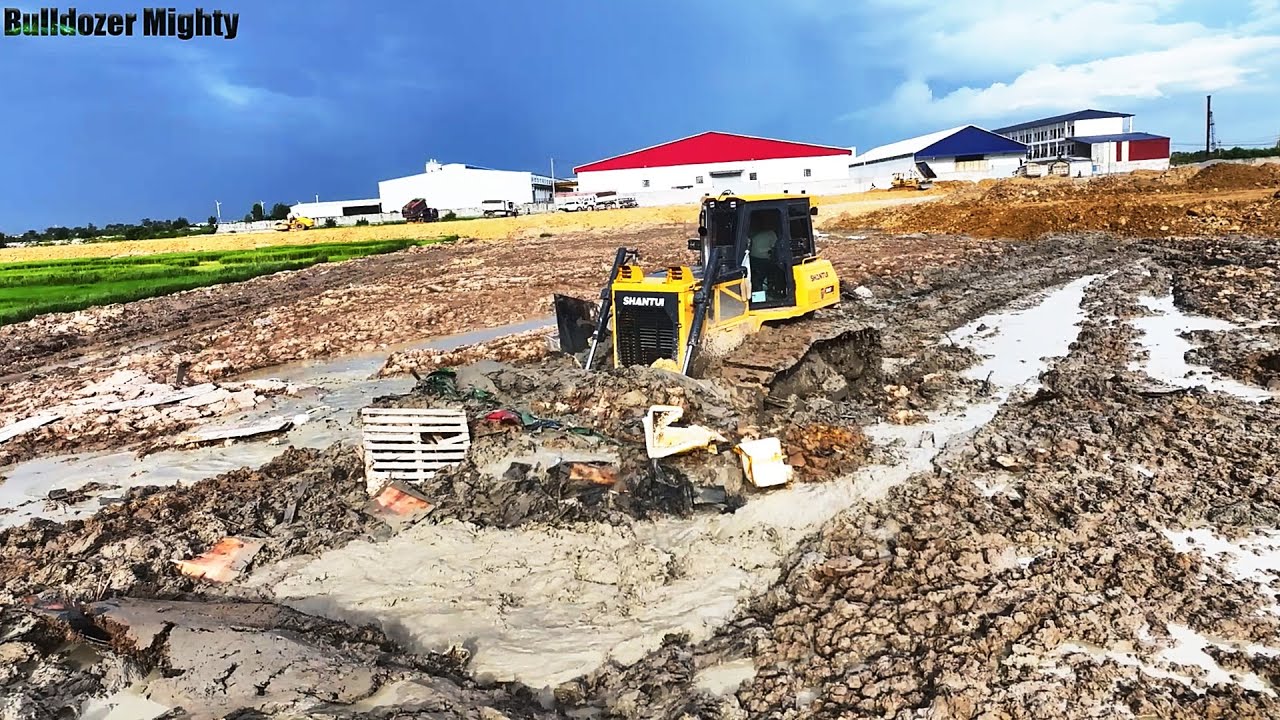 Skills Bulldozer SHANTUI DH17C2 Cleanser Garbage in the mud & Push the ...