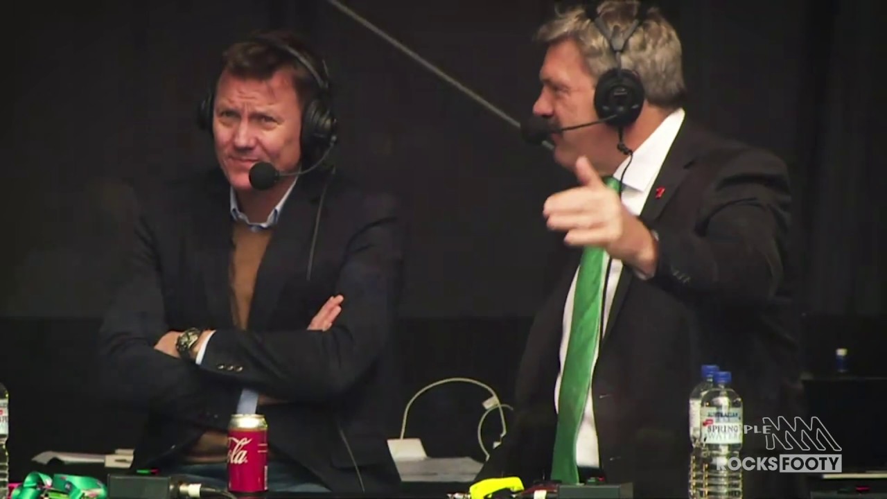 "I'M JUST DOING MY JOB!" Roaming Brian Cops It For His Grand Final ...