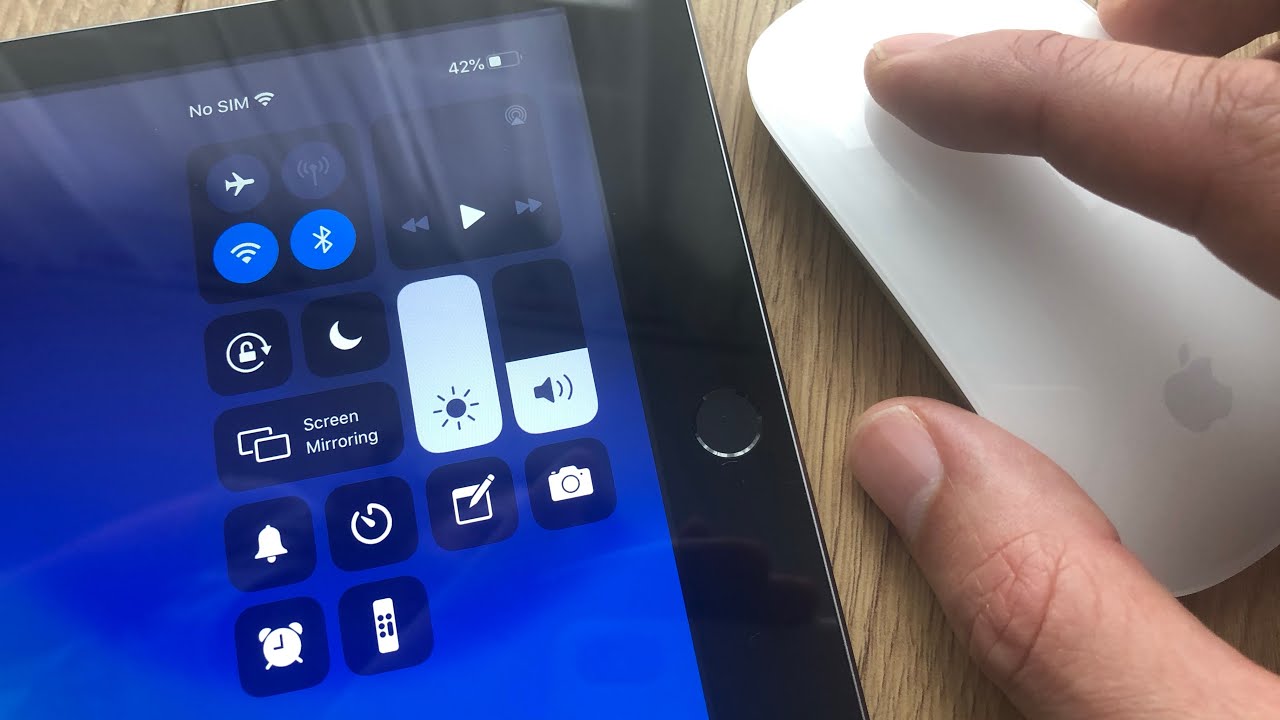 Ipad With Apple Mouse // IOS 13.4 - YouTube