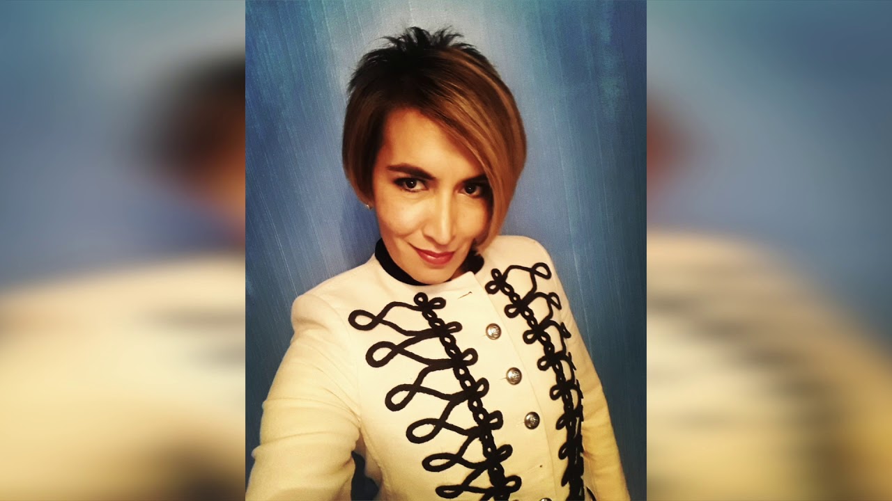 Liz Jimenez VO demo - YouTube